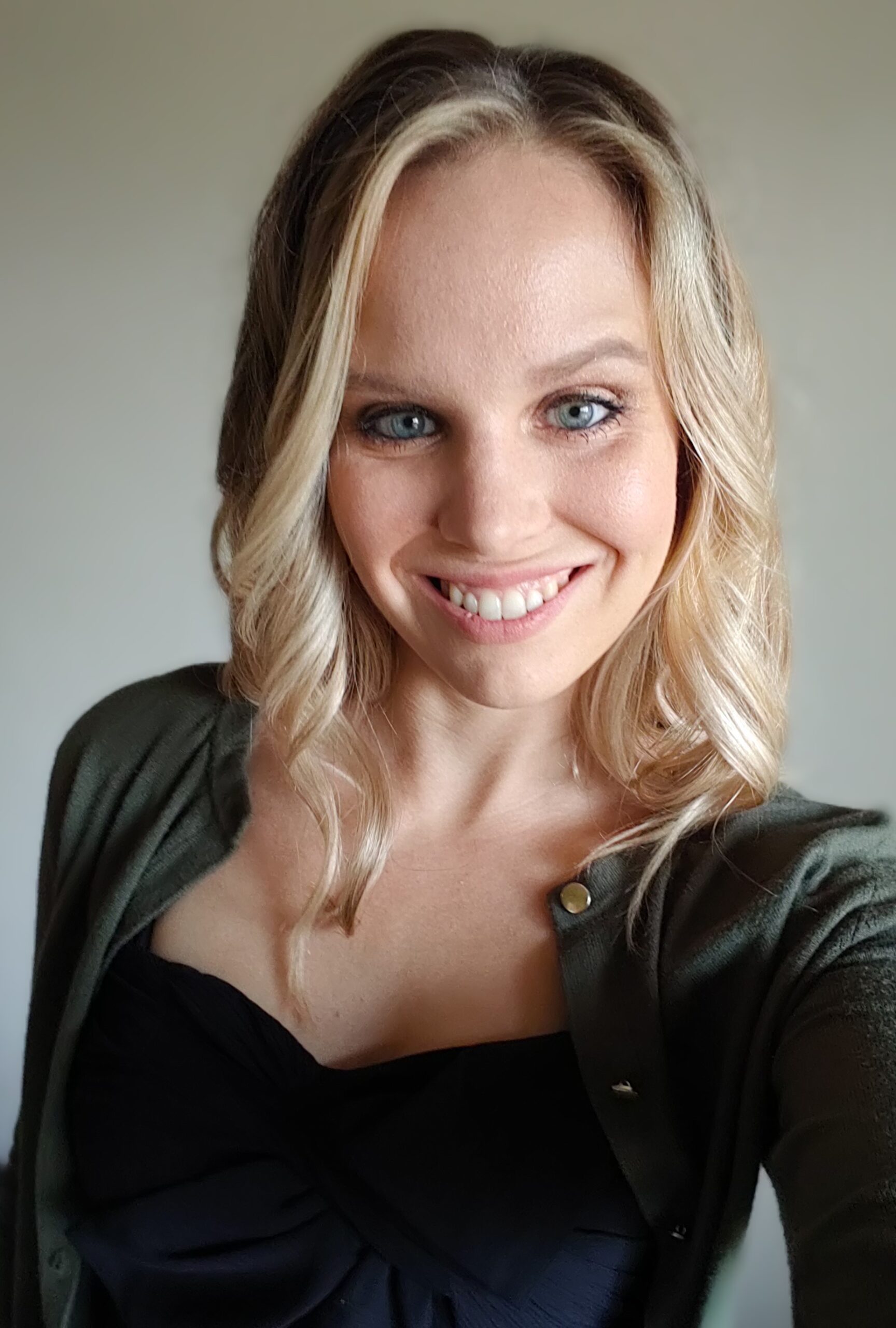 About – Amber Toro-Keech